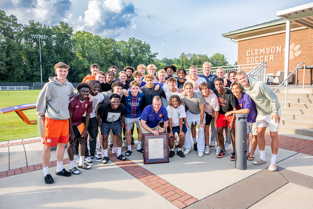 Coach Mike Noonan Named Honorary Alumnus – Clemson Alumni Association