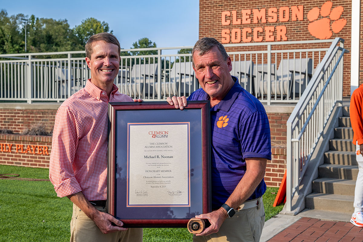 Coach Mike Noonan Named Honorary Alumnus – Clemson Alumni Association